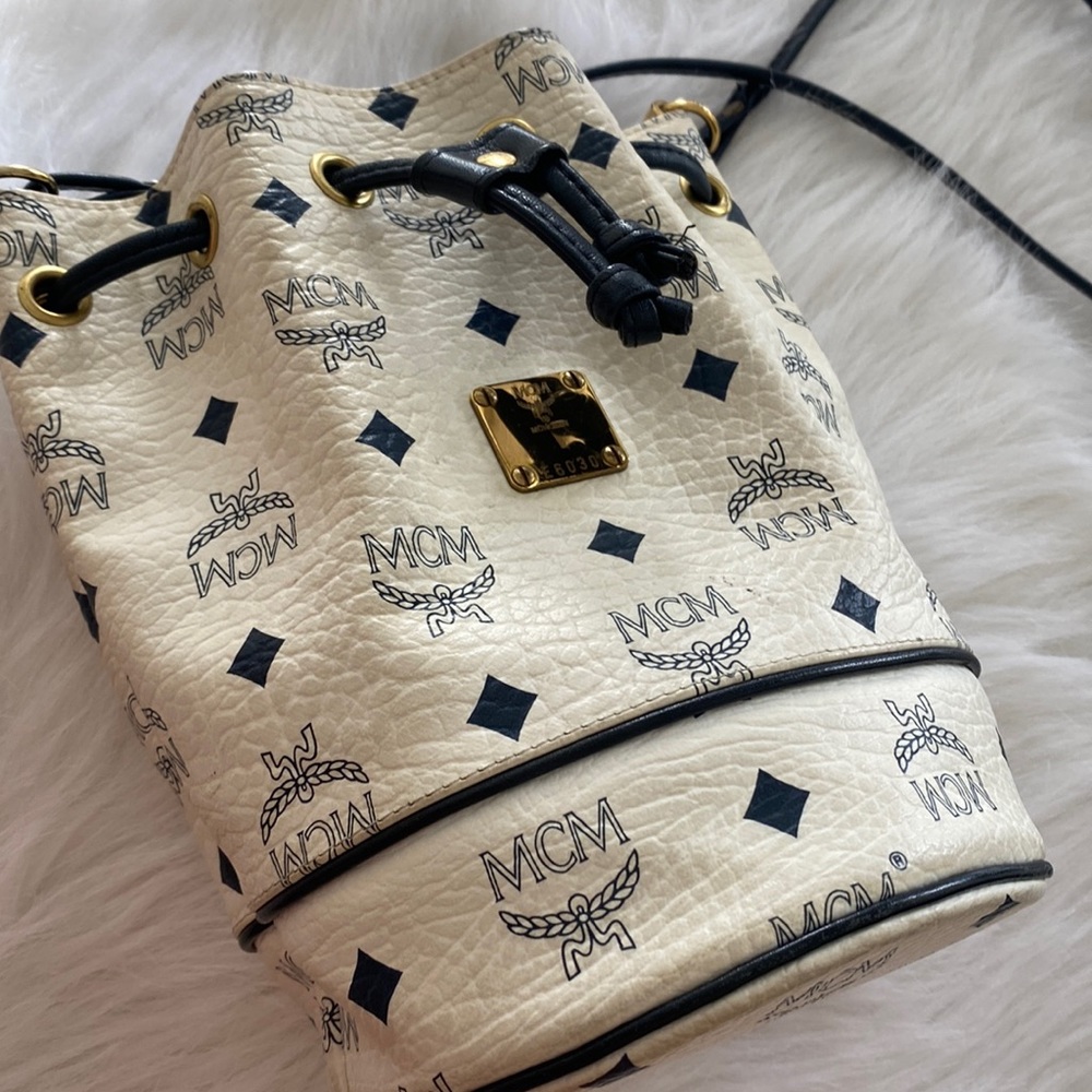 Authentic Mcm Bucket Crossbody Bag - Gem